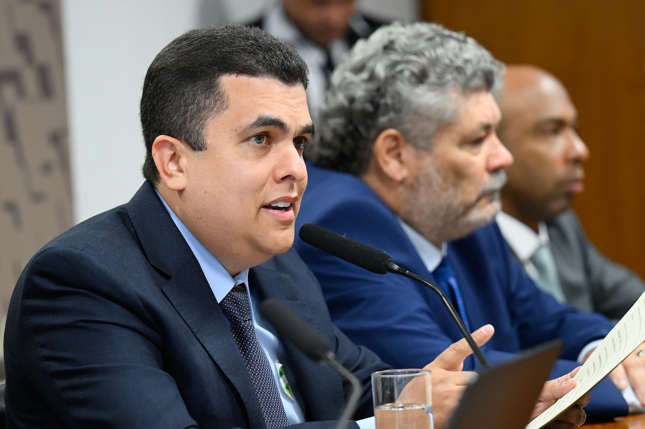 Sob críticas à agência, ANAC tem novos diretores aprovados pelo Senado ...