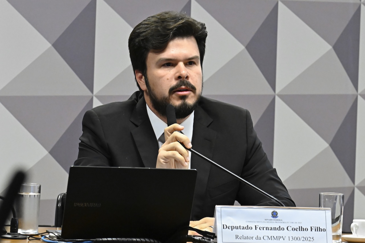 MP 1.300: Fernando Coelho Filho retira renovação de concessões de ...